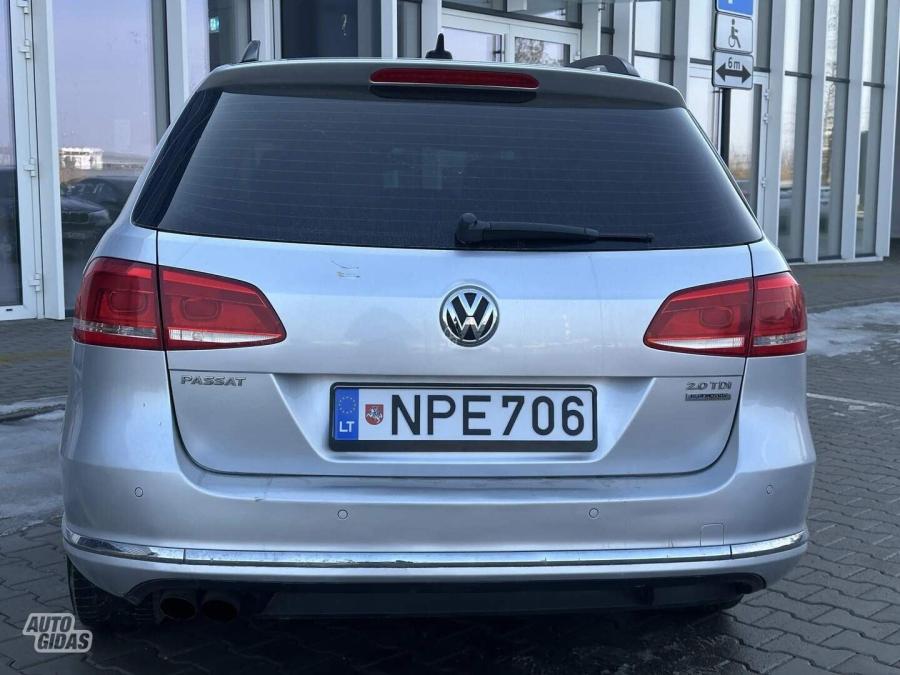 Grey Volkswagen Passat 2014 in Vilnius, with an engine capacity of 2.00 L and mileage of 285 thousand km for 5500 €, photo 6 on AUTOMOTO.COM.LV