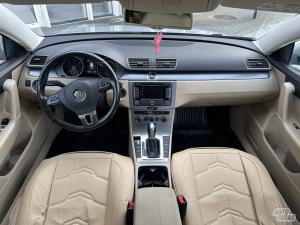 Grey Volkswagen Passat 2014 in Vilnius, with an engine capacity of 2.00 L and mileage of 285 thousand km for 5500 €, photo 12 on AUTOMOTO.COM.LV