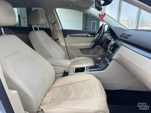 Grey Volkswagen Passat 2014 in Vilnius, with an engine capacity of 2.00 L and mileage of 285 thousand km for 5500 €, photo 13 on AUTOMOTO.COM.LV