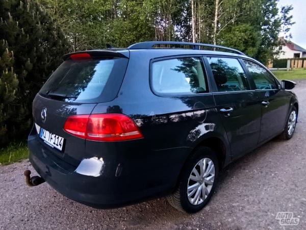 Grey Volkswagen Passat 2014 in Mazeikiai, with an engine capacity of 2.00 L and mileage of 223 thousand km for 6500 €, photo 4 on AUTOMOTO.COM.LV
