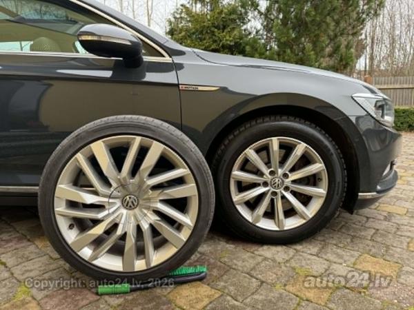 Pelēks Volkswagen Passat 2014 Tallina, ar dzinēja tilpumu 2.00 L un nobraukumu 245 tūkst. km par 13900 €, foto 5 vietnē AUTOMOTO.COM.LV