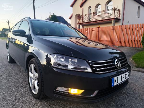 Grey Volkswagen Passat 2014 in Mazeikiai, with an engine capacity of 2.00 L and mileage of 223 thousand km for 6500 €, photo 1 on AUTOMOTO.COM.LV