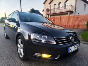Grey Volkswagen Passat 2014 in Mazeikiai, with an engine capacity of 2.00 L and mileage of 223 thousand km for 6500 €, photo  on AUTOMOTO.COM.LV