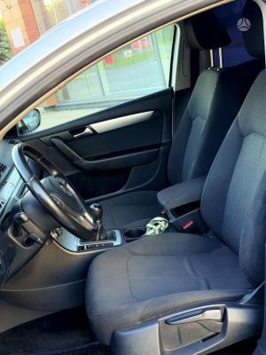Pelēks Volkswagen Passat 2014 Klaipėda, ar dzinēja tilpumu 1.60 L un nobraukumu 350 tūkst. km par 2800 €, foto 6 vietnē AUTOMOTO.COM.LV