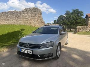 Pelēks Volkswagen Passat 2014 Viļņa, ar dzinēja tilpumu 2.00 L un nobraukumu 380 tūkst. km par 3300 €, foto  vietnē AUTOMOTO.COM.LV