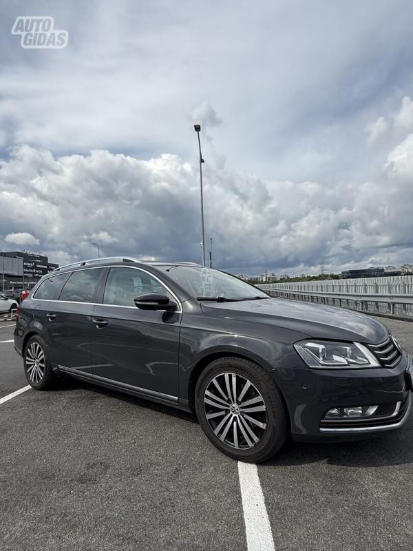 Grey Volkswagen Passat 2014 in Vilnius, with an engine capacity of 2.00 L and mileage of 329 thousand km for 6000 €, photo 7 on AUTOMOTO.COM.LV