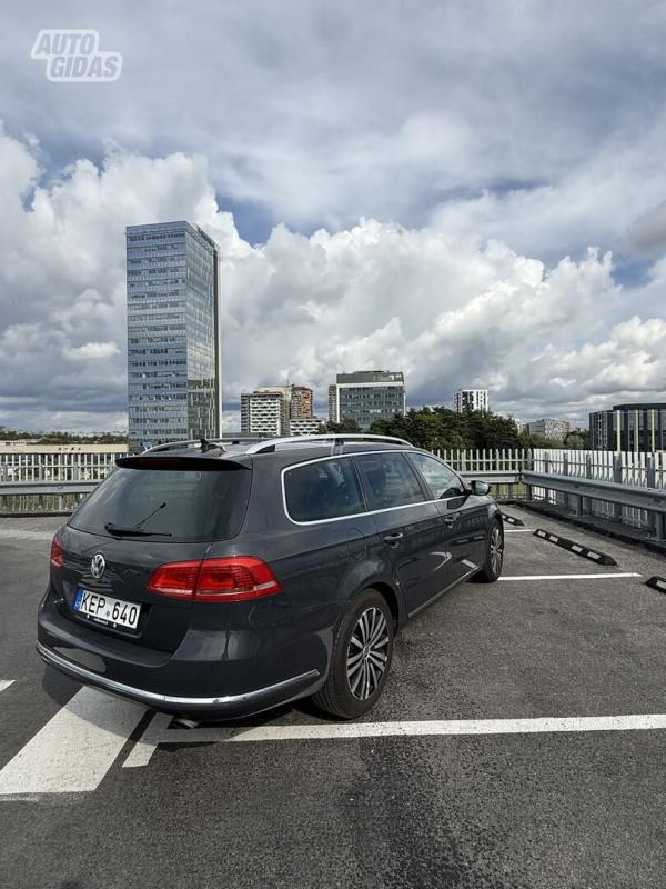 Grey Volkswagen Passat 2014 in Vilnius, with an engine capacity of 2.00 L and mileage of 329 thousand km for 6000 €, photo 8 on AUTOMOTO.COM.LV