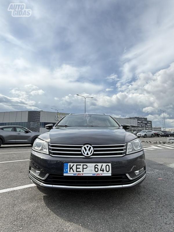 Grey Volkswagen Passat 2014 in Vilnius, with an engine capacity of 2.00 L and mileage of 329 thousand km for 5500 €, photo 5 on AUTOMOTO.COM.LV