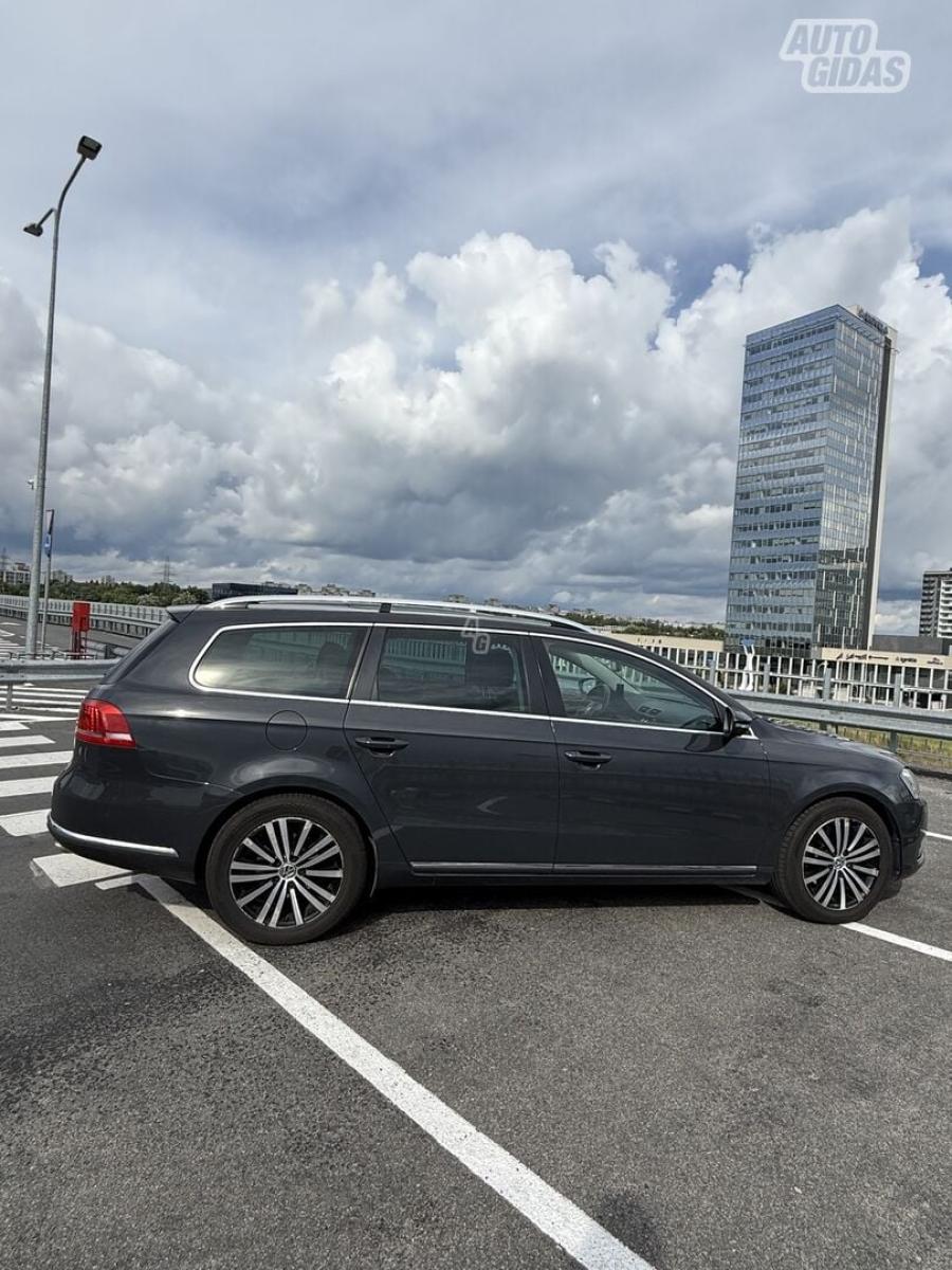 Grey Volkswagen Passat 2014 in Vilnius, with an engine capacity of 2.00 L and mileage of 329 thousand km for 5500 €, photo 7 on AUTOMOTO.COM.LV