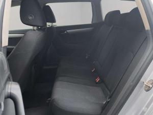 Pelēks Volkswagen Passat 2014 Viļņa, ar dzinēja tilpumu 2.00 L un nobraukumu 281 tūkst. km par 5499 €, foto 12 vietnē AUTOMOTO.COM.LV