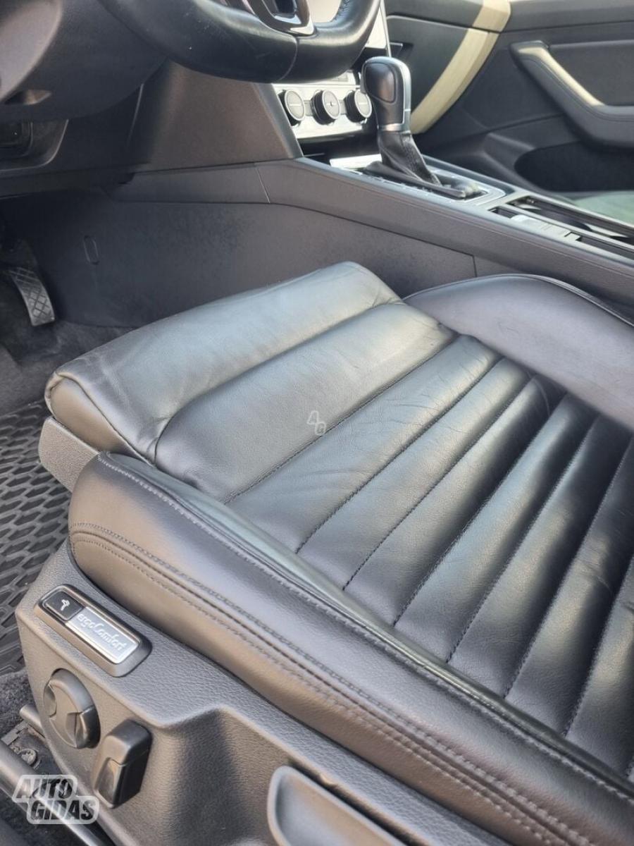 Grey Volkswagen Passat 2014 in Vilnius, with an engine capacity of 2.00 L and mileage of 210 thousand km for 12000 €, photo 16 on AUTOMOTO.COM.LV