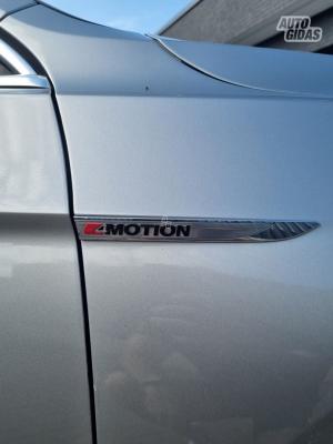 Grey Volkswagen Passat 2014 in Vilnius, with an engine capacity of 2.00 L and mileage of 210 thousand km for 12000 €, photo 18 on AUTOMOTO.COM.LV