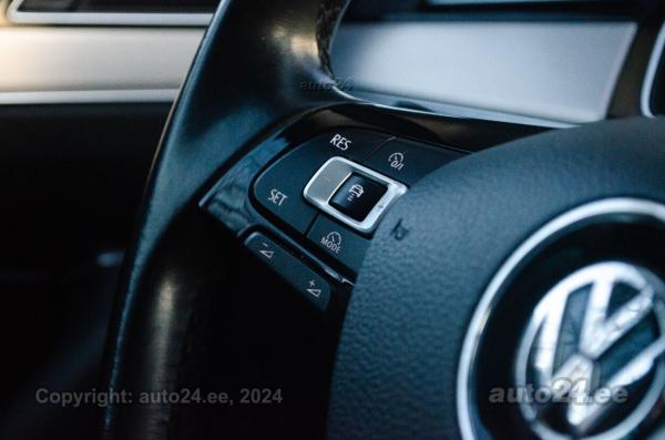 Pelēks Volkswagen Passat 2015 Rakvere, ar dzinēja tilpumu 2.00 L un nobraukumu 250 tūkst. km par 12500 €, foto 11 vietnē AUTOMOTO.COM.LV
