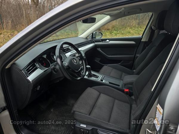 Pelēks Volkswagen Passat 2015 Tallina, ar dzinēja tilpumu 1.60 L un nobraukumu 375 tūkst. km par 7390 €, foto 11 vietnē AUTOMOTO.COM.LV