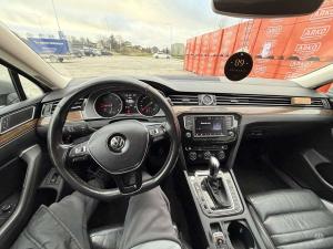 Pelēks Volkswagen Passat 2015 Telšiai, ar dzinēja tilpumu 1.97 L un nobraukumu 385 tūkst. km par 8500 €, foto 19 vietnē AUTOMOTO.COM.LV