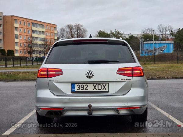 Grey Volkswagen Passat 2015 in Parnu, with an engine capacity of 2.00 L and mileage of 333 thousand km for 9900 €, photo 6 on AUTOMOTO.COM.LV