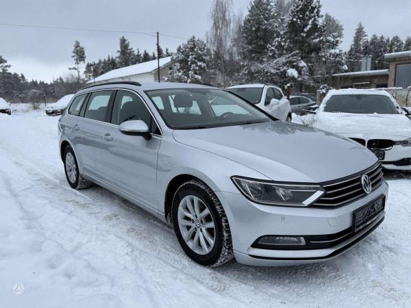 Grey Volkswagen Passat 2015 in Ukmerge, with an engine capacity of 1.97 L and mileage of 350 thousand km for 7450 €, photo 1 on AUTOMOTO.COM.LV