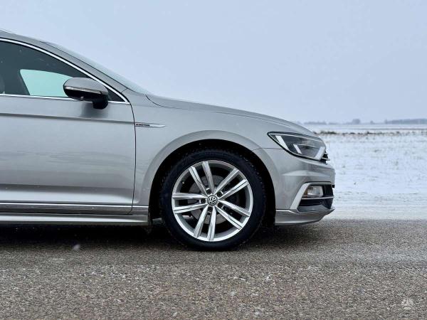 Pelēks Volkswagen Passat 2015 Vilkaviškis, ar dzinēja tilpumu 1.97 L un nobraukumu 310 tūkst. km par 11500 €, foto 8 vietnē AUTOMOTO.COM.LV
