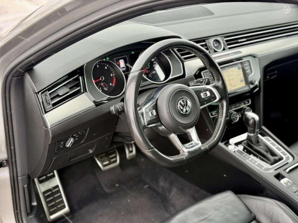 Pelēks Volkswagen Passat 2015 Vilkaviškis, ar dzinēja tilpumu 1.97 L un nobraukumu 310 tūkst. km par 11500 €, foto 10 vietnē AUTOMOTO.COM.LV