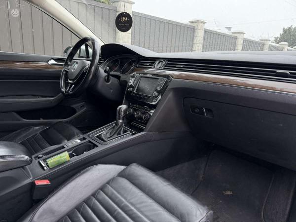 Pelēks Volkswagen Passat 2015 Kauņa, ar dzinēja tilpumu 1.97 L un nobraukumu 350 tūkst. km par 8000 €, foto 5 vietnē AUTOMOTO.COM.LV