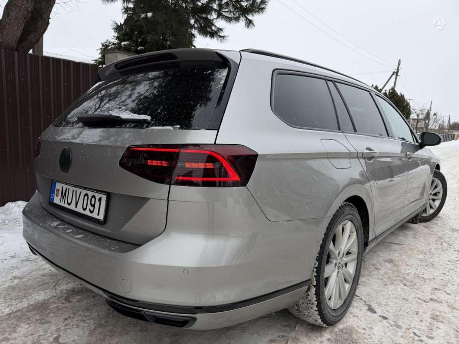 Grey Volkswagen Passat 2015 in Kaunas, with an engine capacity of 1.97 L and mileage of 350 thousand km for 8000 €, photo 22 on AUTOMOTO.COM.LV