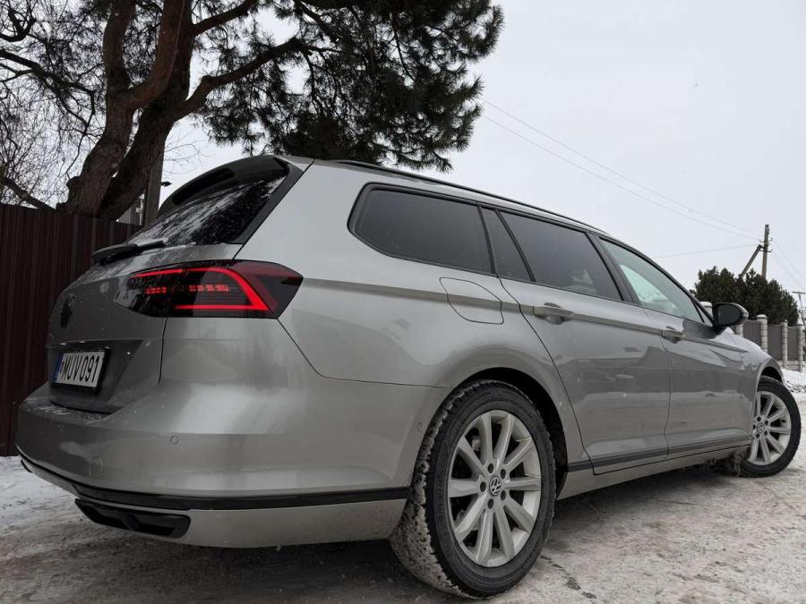 Grey Volkswagen Passat 2015 in Kaunas, with an engine capacity of 1.97 L and mileage of 350 thousand km for 8000 €, photo 30 on AUTOMOTO.COM.LV