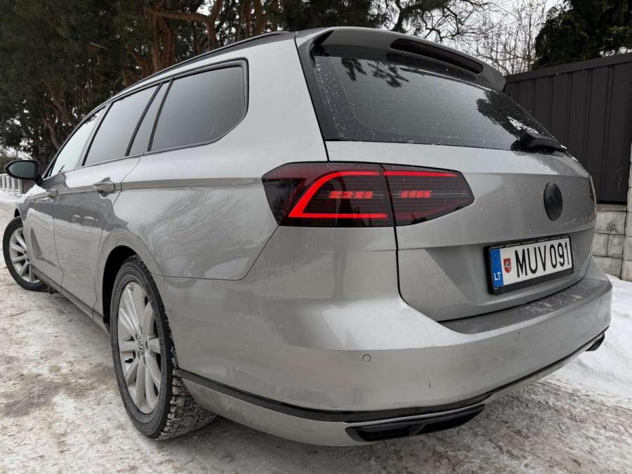 Grey Volkswagen Passat 2015 in Kaunas, with an engine capacity of 1.97 L and mileage of 355 thousand km for 7850 €, photo 3 on AUTOMOTO.COM.LV