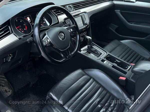 Grey Volkswagen Passat 2015 in Tallinn, with an engine capacity of 2.00 L and mileage of 309 thousand km for 9999 €, photo 8 on AUTOMOTO.COM.LV