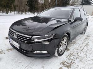 Pelēks Volkswagen Passat 2015 Šauļi, ar dzinēja tilpumu 1.60 L un nobraukumu 328 tūkst. km par 5900 €, foto 3 vietnē AUTOMOTO.COM.LV