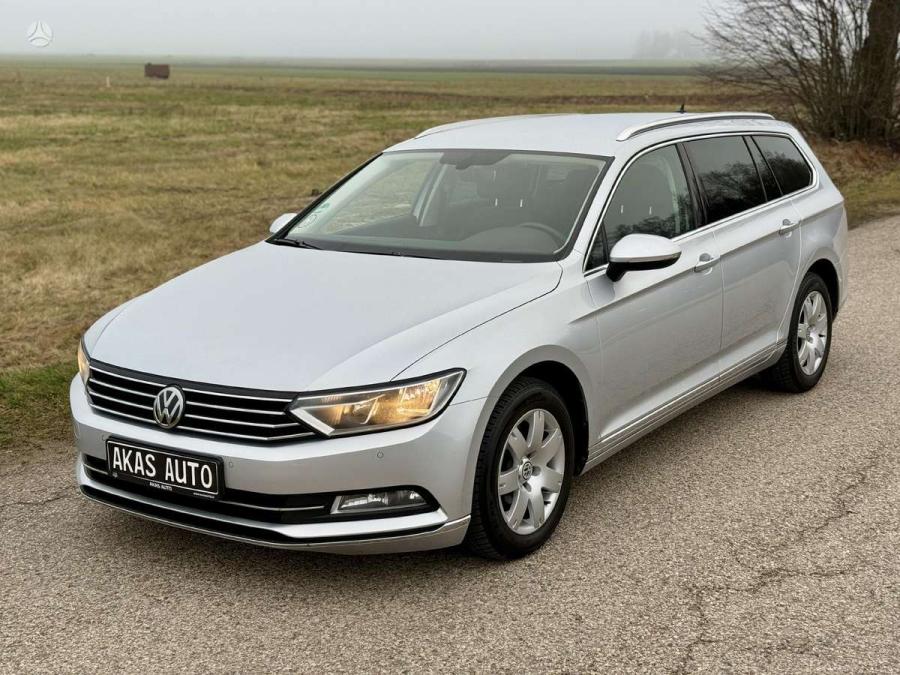 Grey Volkswagen Passat 2015 in Siauliai, with an engine capacity of 1.97 L and mileage of 267 thousand km for 9000 €, photo 1 on AUTOMOTO.COM.LV
