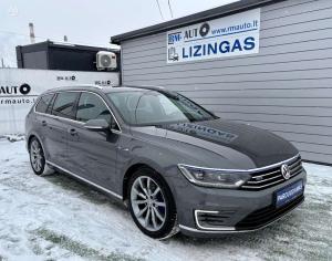 Grey Volkswagen Passat 2015 in Panevezys, with an engine capacity of 1.40 L and mileage of 200 thousand km for 9500 €, photo 3 on AUTOMOTO.COM.LV