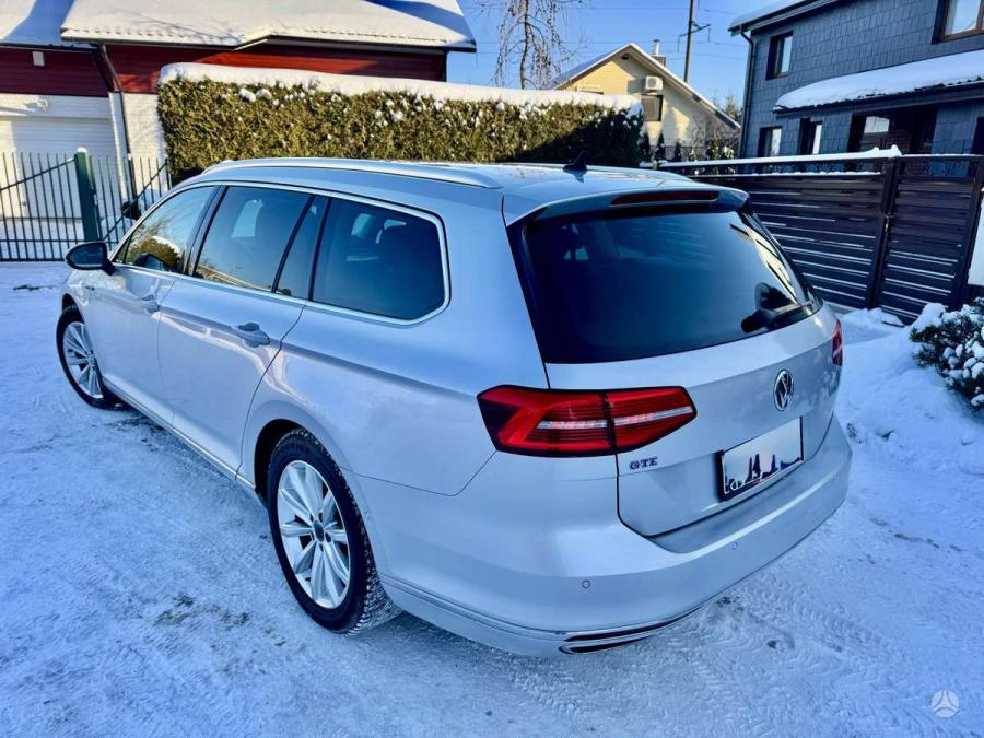 Pelēks Volkswagen Passat 2015 Kauņa, ar dzinēja tilpumu 1.40 L un nobraukumu 248 tūkst. km par 9599 €, foto 5 vietnē AUTOMOTO.COM.LV