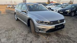Grey Volkswagen Passat 2015 in Marijampole, with an engine capacity of 1.40 L and mileage of 320 thousand km for 8990 €, photo 4 on AUTOMOTO.COM.LV