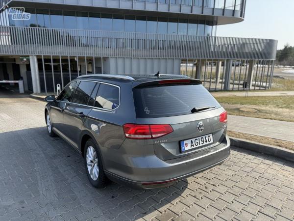 Pelēks Volkswagen Passat 2015 Viļņa, ar dzinēja tilpumu 1.60 L un nobraukumu 401 tūkst. km par 5750 €, foto 5 vietnē AUTOMOTO.COM.LV