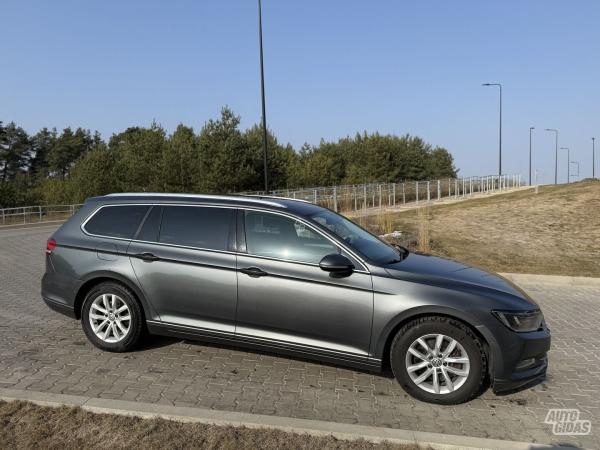 Pelēks Volkswagen Passat 2015 Viļņa, ar dzinēja tilpumu 1.60 L un nobraukumu 401 tūkst. km par 5750 €, foto 7 vietnē AUTOMOTO.COM.LV