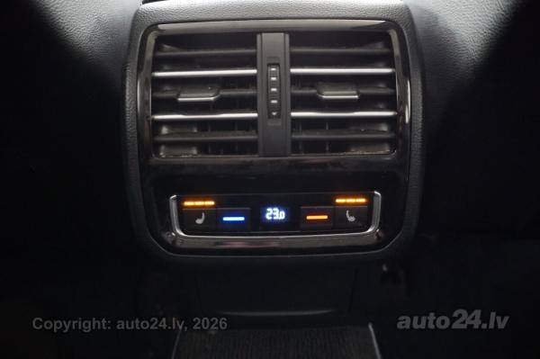 Pelēks Volkswagen Passat 2015 Tallina, ar dzinēja tilpumu 1.60 L un nobraukumu 324 tūkst. km par 8500 €, foto 11 vietnē AUTOMOTO.COM.LV