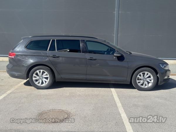 Grey Volkswagen Passat 2015 in Tallinn, with an engine capacity of 1.40 L and mileage of 127 thousand km for 8500 €, photo 5 on AUTOMOTO.COM.LV