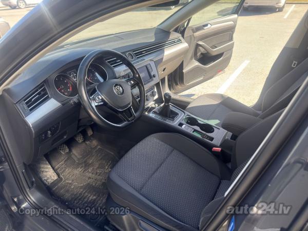 Grey Volkswagen Passat 2015 in Tallinn, with an engine capacity of 1.40 L and mileage of 127 thousand km for 8500 €, photo 9 on AUTOMOTO.COM.LV