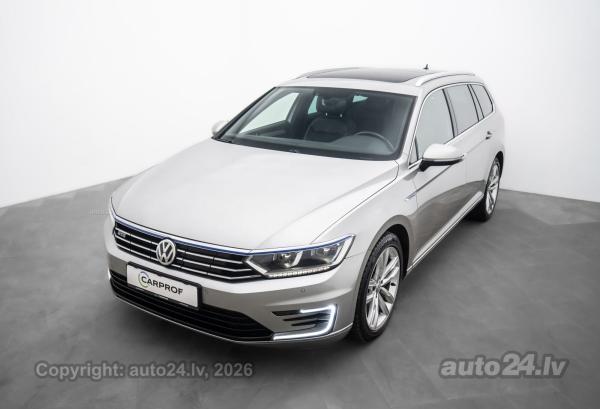 Grey Volkswagen Passat 2015 in Tallinn, with an engine capacity of 1.40 L and mileage of 183 thousand km for 11999 €, photo 1 on AUTOMOTO.COM.LV