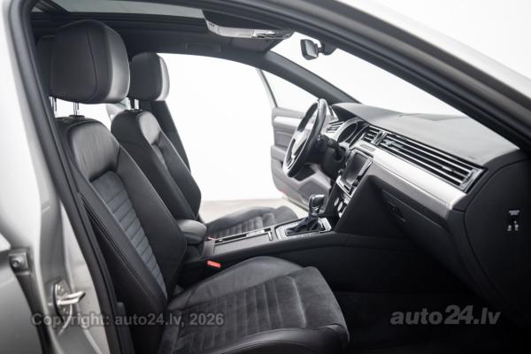 Grey Volkswagen Passat 2015 in Tallinn, with an engine capacity of 1.40 L and mileage of 183 thousand km for 11999 €, photo 10 on AUTOMOTO.COM.LV