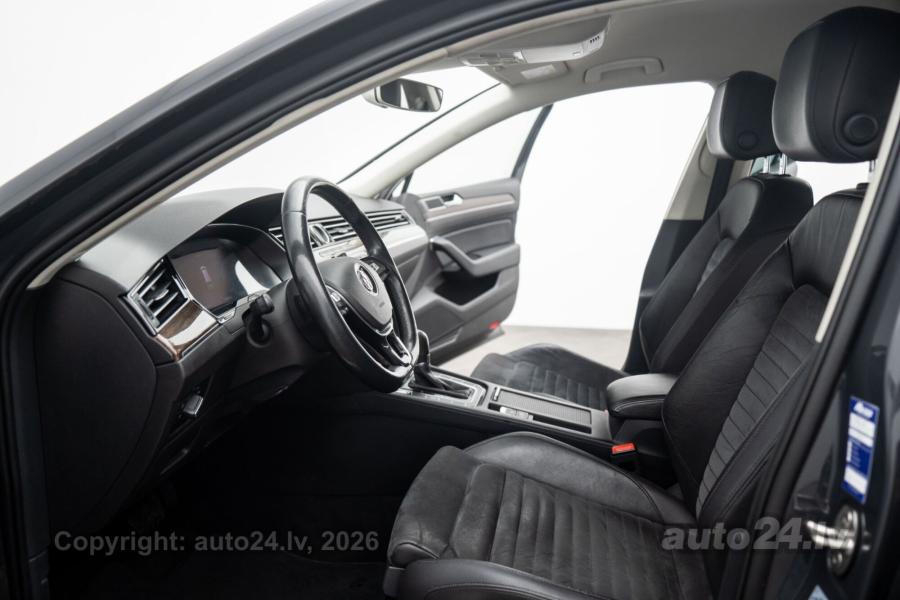 Pelēks Volkswagen Passat 2015 Tallina, ar dzinēja tilpumu 2.00 L un nobraukumu 299 tūkst. km par 9999 €, foto 9 vietnē AUTOMOTO.COM.LV