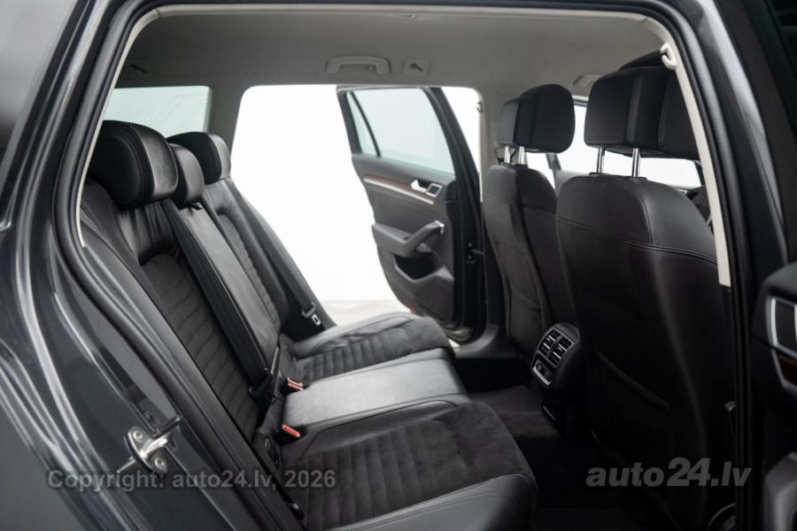 Pelēks Volkswagen Passat 2015 Tallina, ar dzinēja tilpumu 2.00 L un nobraukumu 299 tūkst. km par 9999 €, foto 11 vietnē AUTOMOTO.COM.LV