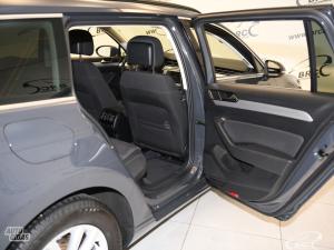 Grey Volkswagen Passat 2015 in Avizieniai, with an engine capacity of 2.00 L and mileage of 225 thousand km for 8900 €, photo 13 on AUTOMOTO.COM.LV