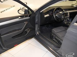 Grey Volkswagen Passat 2015 in Avizieniai, with an engine capacity of 2.00 L and mileage of 225 thousand km for 8900 €, photo 19 on AUTOMOTO.COM.LV