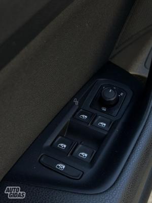 Grey Volkswagen Passat 2015 in Kaisiadorys, with an engine capacity of 1.60 L and mileage of 330 thousand km for 8100 €, photo 22 on AUTOMOTO.COM.LV