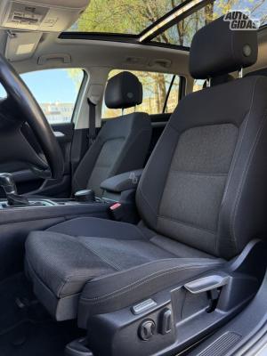 Grey Volkswagen Passat 2015 in Kaisiadorys, with an engine capacity of 1.60 L and mileage of 330 thousand km for 8100 €, photo 23 on AUTOMOTO.COM.LV