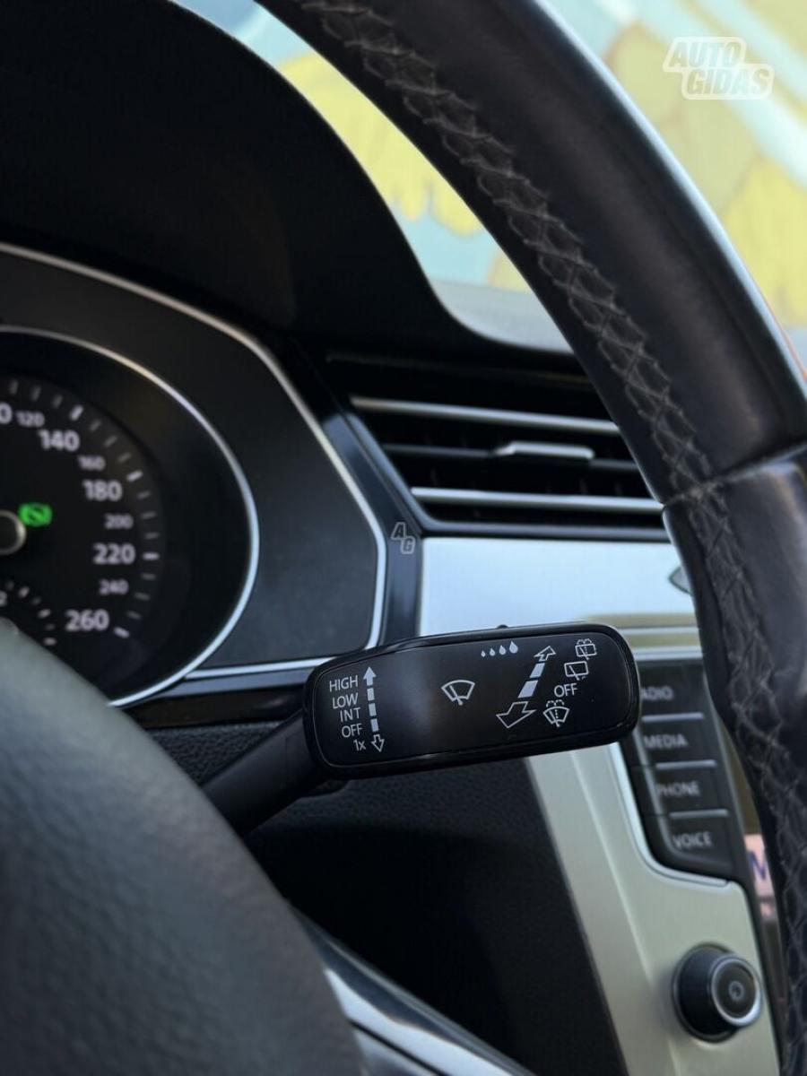 Grey Volkswagen Passat 2015 in Kaisiadorys, with an engine capacity of 1.60 L and mileage of 330 thousand km for 8100 €, photo 29 on AUTOMOTO.COM.LV