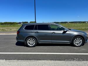 Grey Volkswagen Passat 2015 in Tallinn, with an engine capacity of 2.00 L and mileage of 223 thousand km for 12800 €, photo 6 on AUTOMOTO.COM.LV