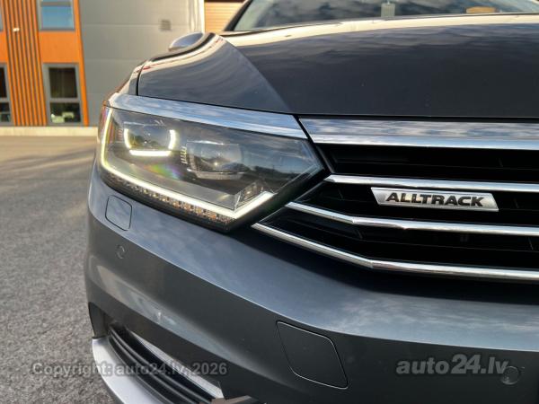 Grey Volkswagen Passat 2015 in Tallinn, with an engine capacity of 2.00 L and mileage of 222 thousand km for 12800 €, photo 4 on AUTOMOTO.COM.LV