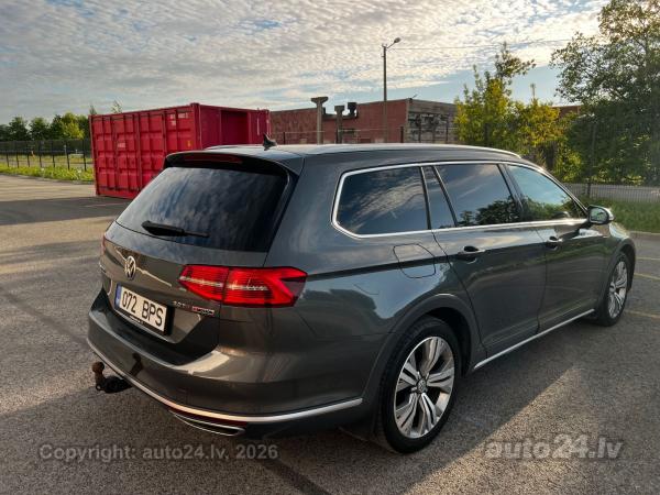 Grey Volkswagen Passat 2015 in Tallinn, with an engine capacity of 2.00 L and mileage of 222 thousand km for 12800 €, photo 6 on AUTOMOTO.COM.LV